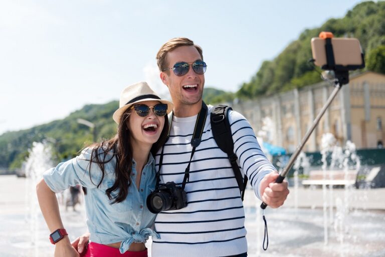 Travel Goals: How Couples Can Plan and Afford Dream Vacations
